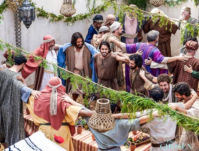 THE CHOSEN REVIEW: THE WEDDING GIFT – Christ a poet